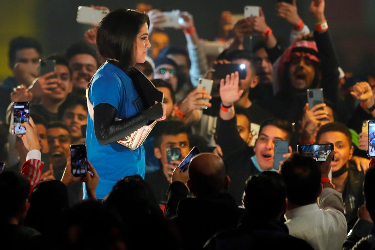 WWE Superstar Bayley Says Her Brother Has Been Found After IG Post ...