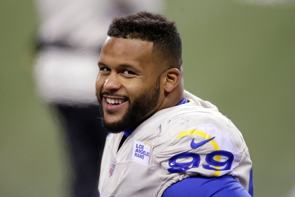 Rams' Aaron Donald Says He'll 'Be Ready' for Packers Game Despite Rib ...
