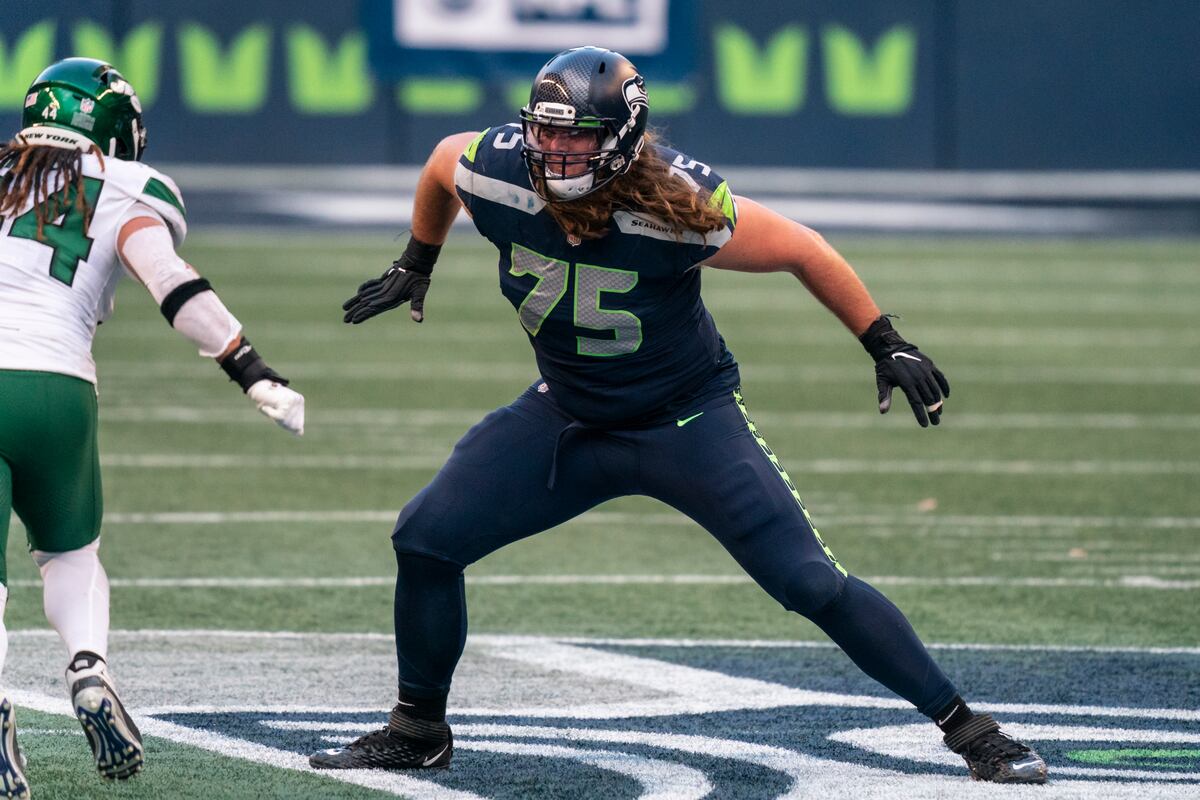 Chad Wheeler No Longer with Seahawks After Arrest; SEA Issues Support ...