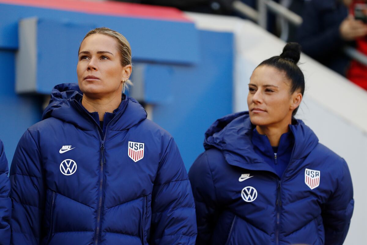 USWNT's Ali Krieger, Ashlyn Harris Announce Adoption of Baby Sloane ...