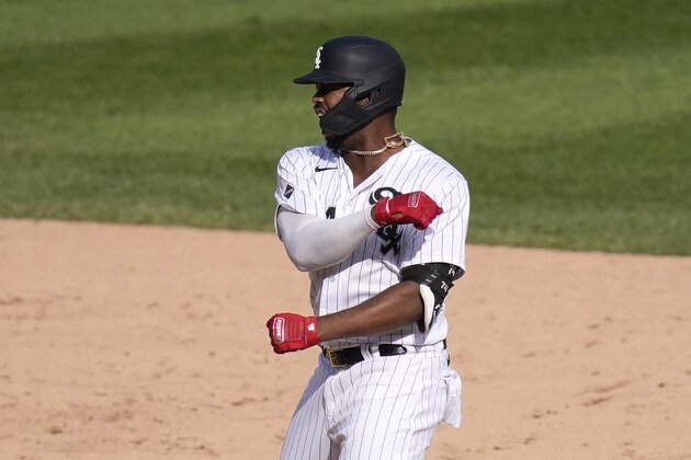 White Sox's Eloy Jimenez to Undergo Surgery on Torn Pec Injury, Miss 5 ...