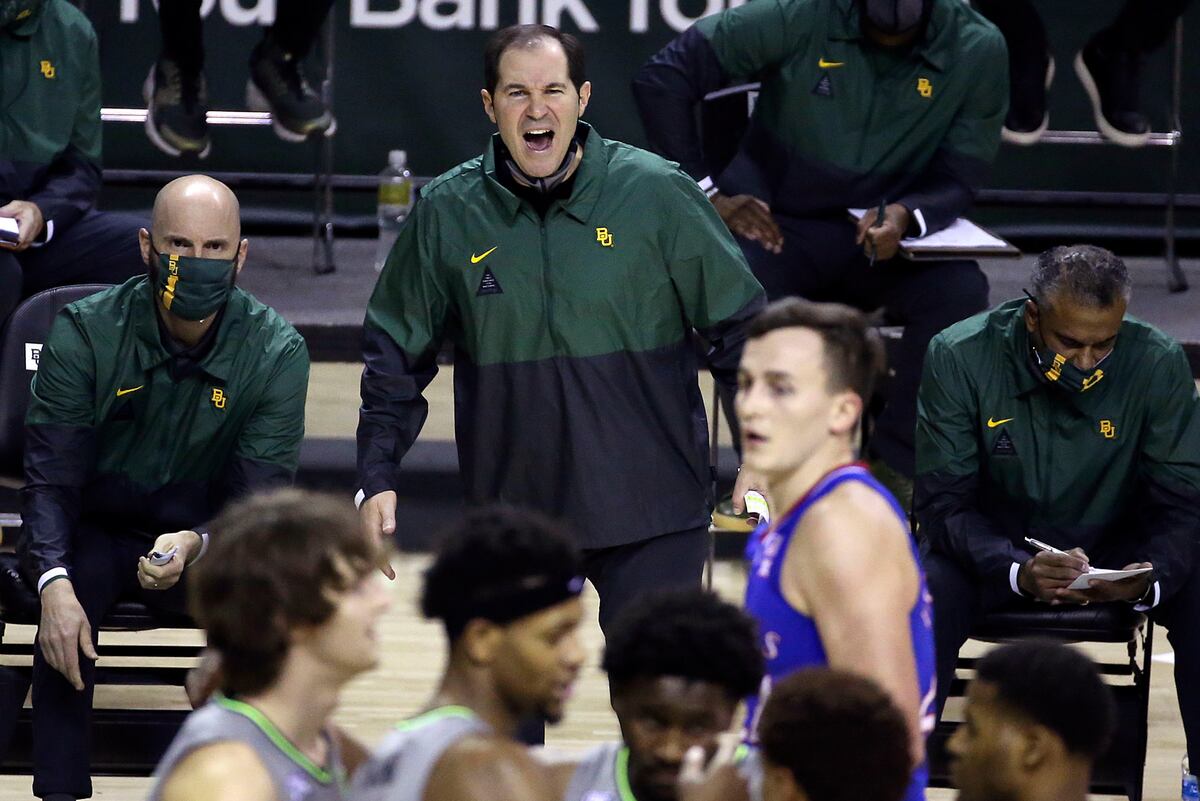 No. 17 Kansas Hands Jared Butler, No. 2 Baylor 1st Loss in Big 12 Upset ...