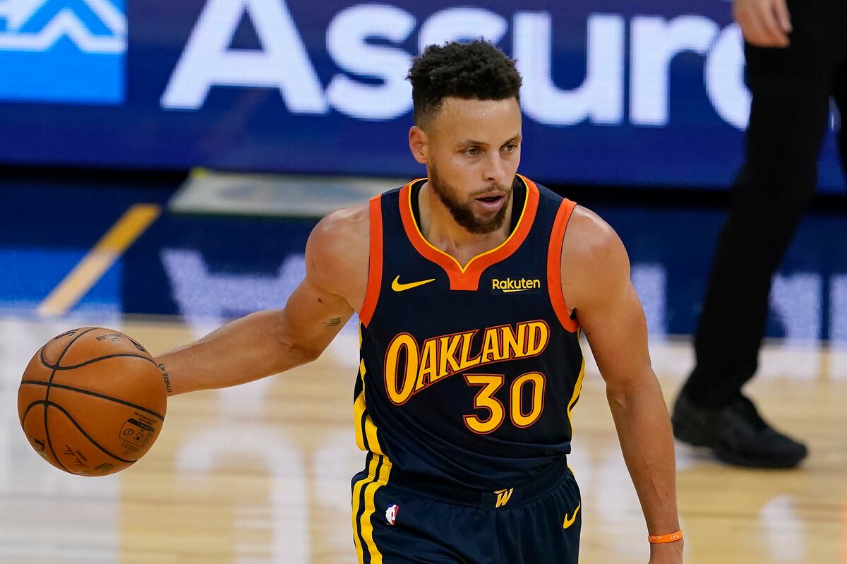 Report: Warriors' Stephen Curry Expected to Participate in NBA 3-Point ...