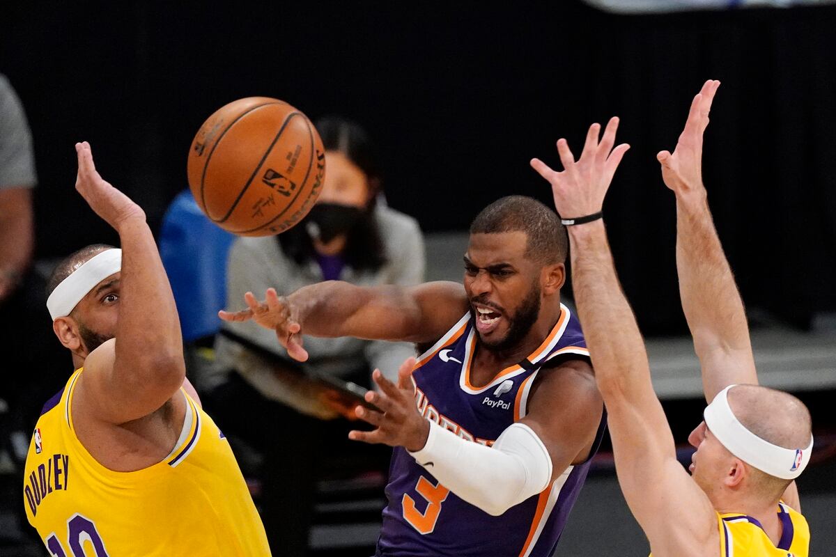 DeAndre Ayton, Suns Beat LeBron James, Lakers Despite Devin Booker ...