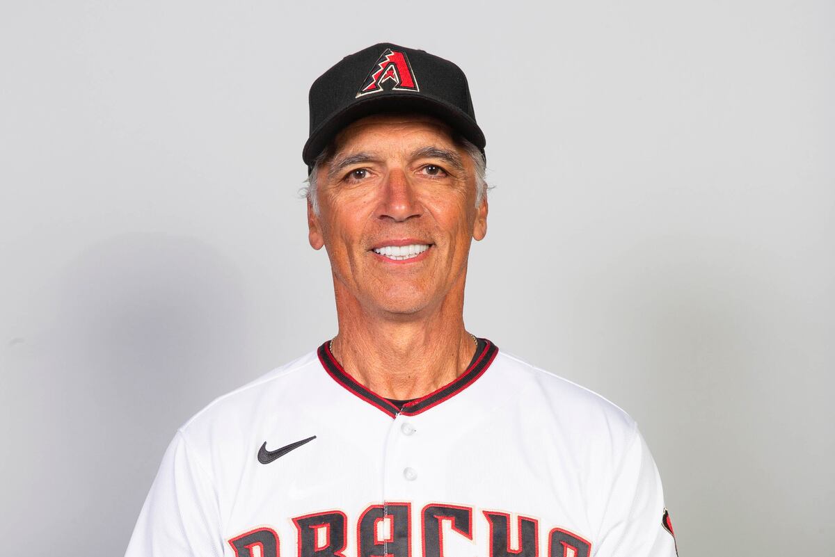 D-Backs Coach Dave McKay Suffers Broken Rib, Lacerated Spleen in Dugout ...