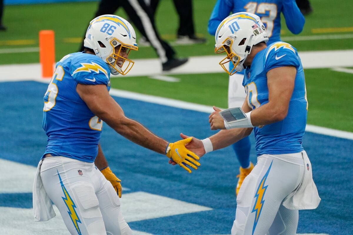 Hunter Henry Open to Signing New Chargers Contract; 'I Love' QB Justin ...
