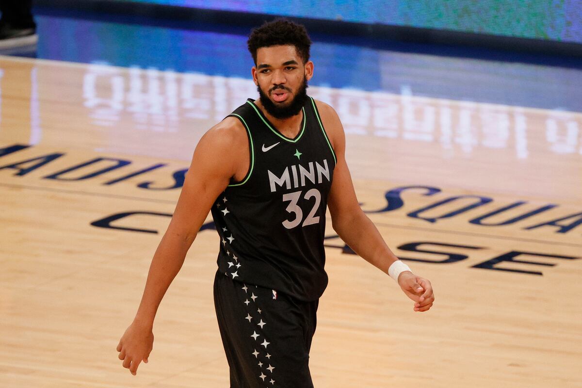 Report: T-Wolves Won't Entertain Trade Offers for Towns, Russell ...