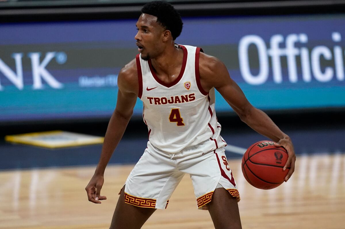 NBA Scouts View Evan Mobley on Par with Cade Cunningham | News, Scores ...