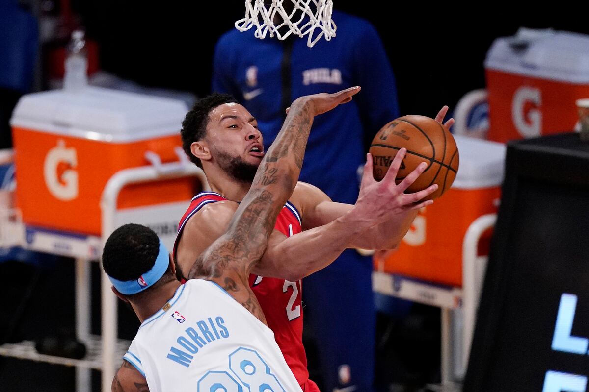 Danny Green Erupts for 28 Points as 76ers Hand Lakers 4th Straight Loss ...