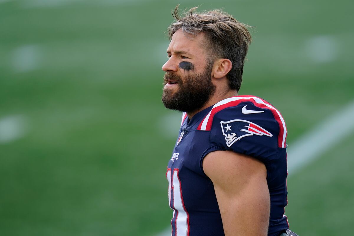 Julian Edelman Quiets Bucs Buzz After Tom Brady Remarks: 'Ain't Going ...