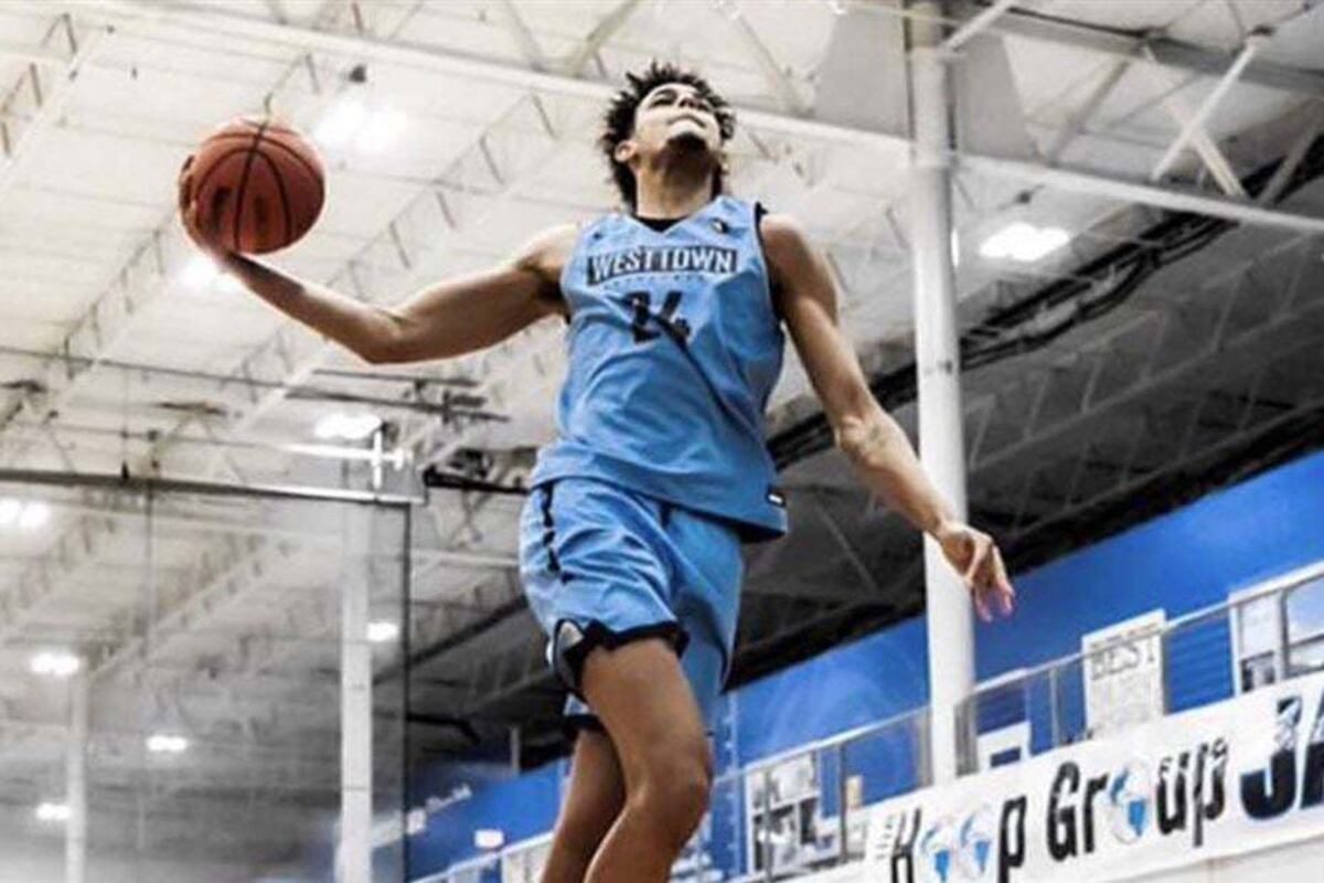 5-Star C Dereck Lively II Commits to Duke over Kentucky, UNC, More ...