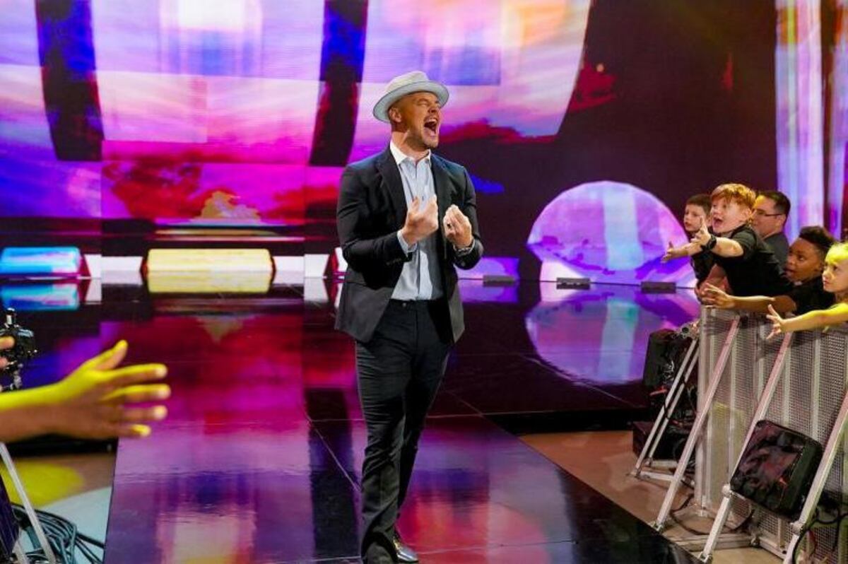 Even WWE's Own Know 'Quick Cheer' Strategy Isn't the Solution | News ...