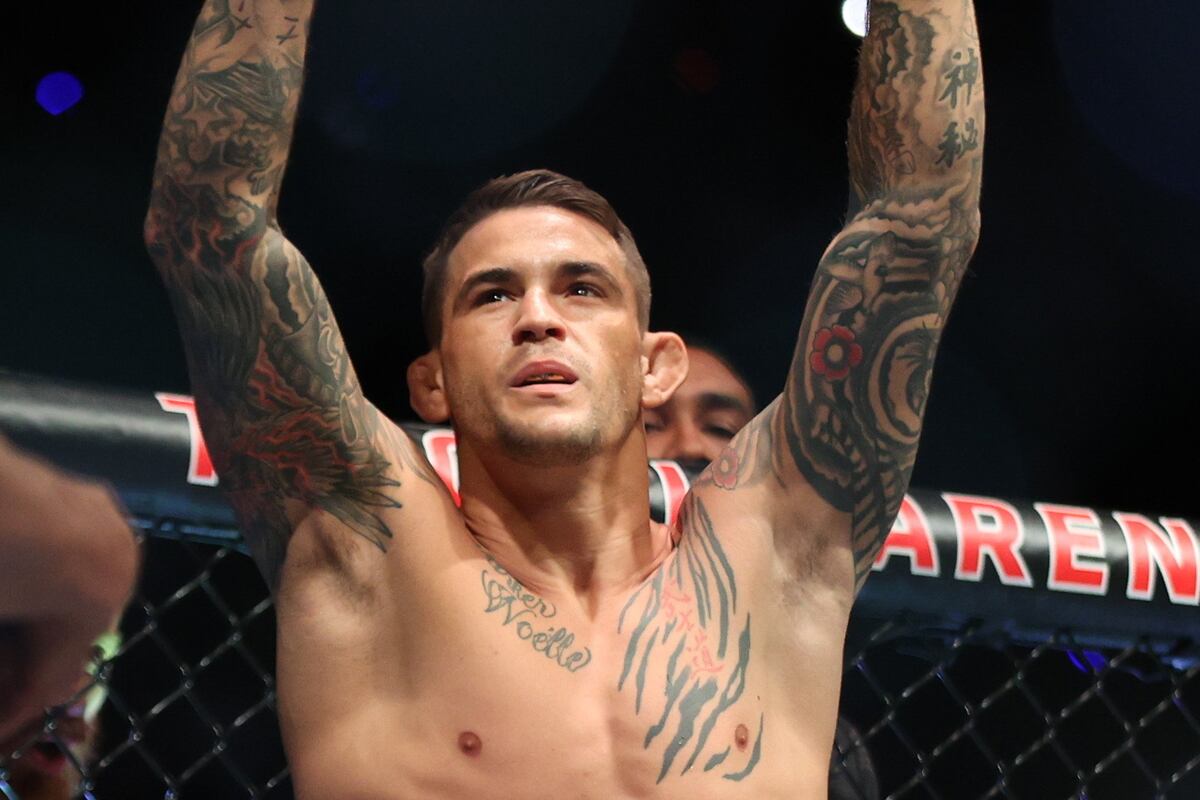 UFC 269: Dustin Poirier vs. Charles Oliveira: A Head-to-Toe Breakdown ...