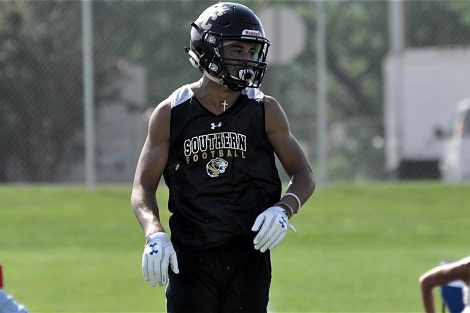 Top Landing Spots for Julian Fleming, CFB's No. 1 WR Recruit for 2020 ... Top Landing Spots for Julian Fleming, CFB's No. 1 WR Recruit for 2020 ...