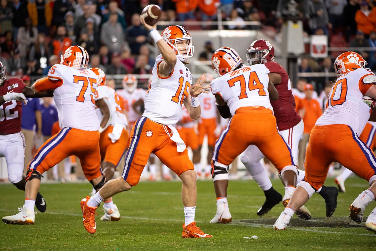 Projecting What a 16-Team College Football Tournament Would Look Like ...