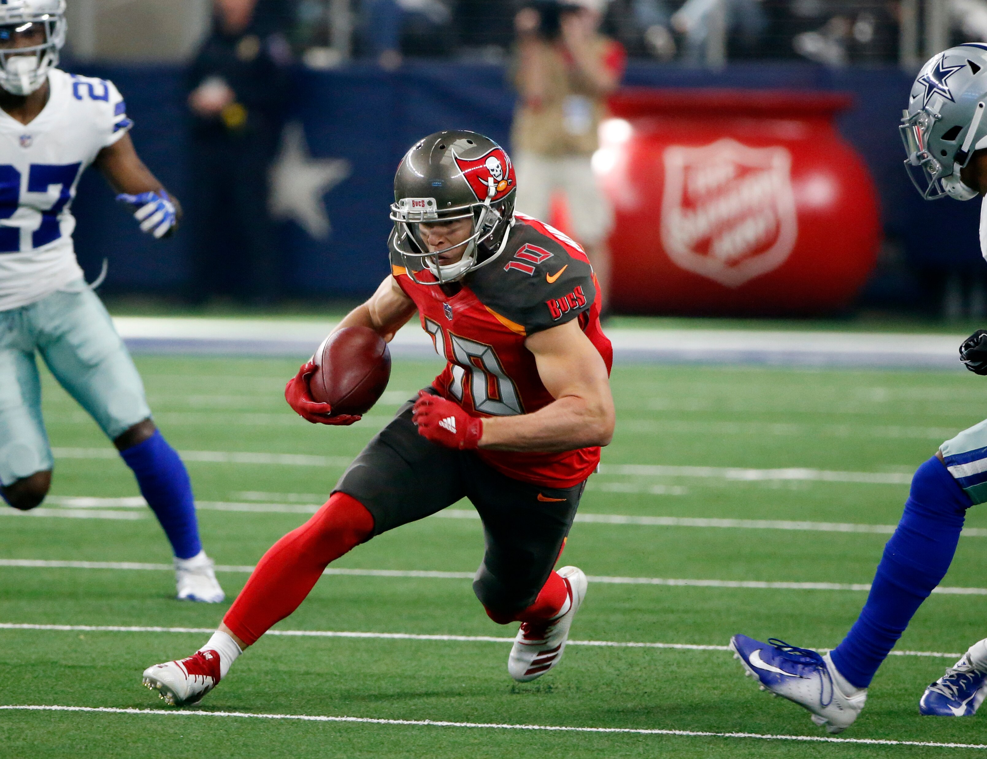 Which NFL Players Are Poised for Breakout Roles with New Teams ...