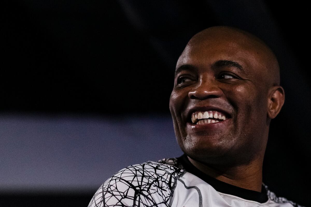 The Greatest Highlights of Anderson Silva's Legendary UFC Career | News ...