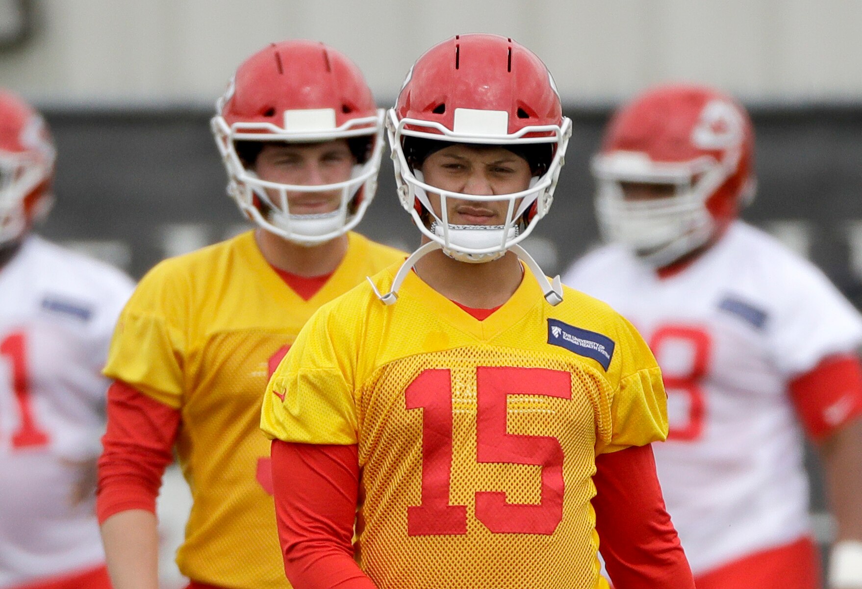 Ranking the Top 10 NFL Players Under 25 Years Old | Bleacher Report ...