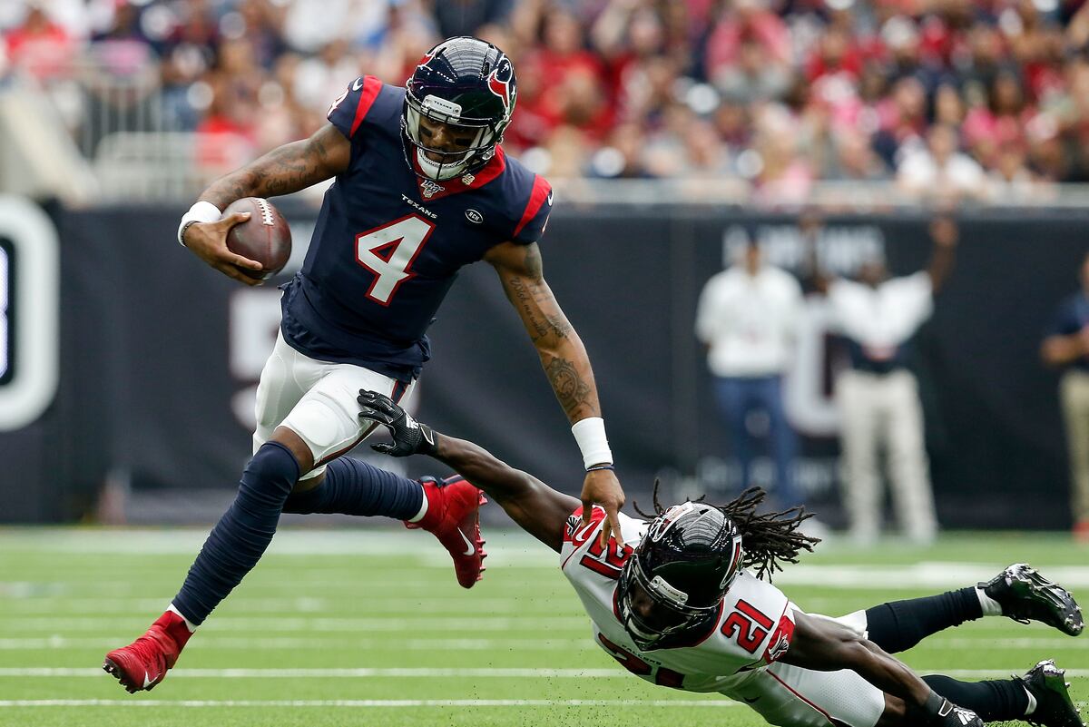 Gridiron Digest: Deshaun Watson, Christian McCaffrey Heat Up an Epic ...