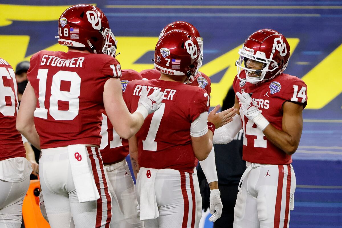 What a 16-Team College Football Tournament Would Look Like for the 2021 ...