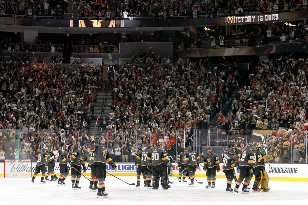 Ranking the 7 Best Home-Ice Advantages in the NHL | News, Scores ...