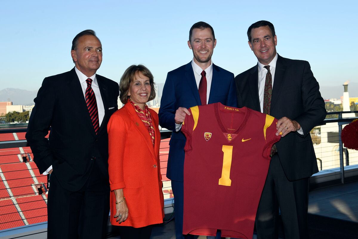The Biggest Offseason Priority for Every New Power 5 CFB Coach in 2022 ...