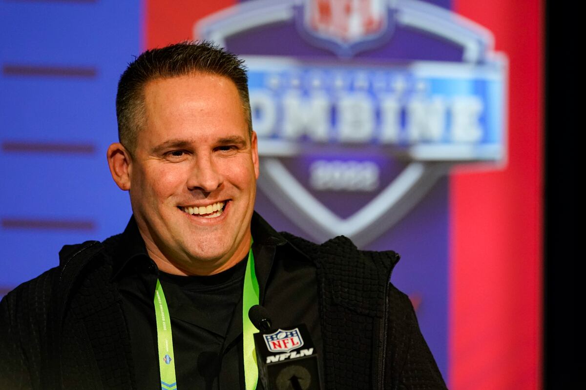 Raiders' Top Hypothetical Trades to Make Splash in 2022 NFL Draft ... Raiders' Top Hypothetical Trades to Make Splash in 2022 NFL Draft ...